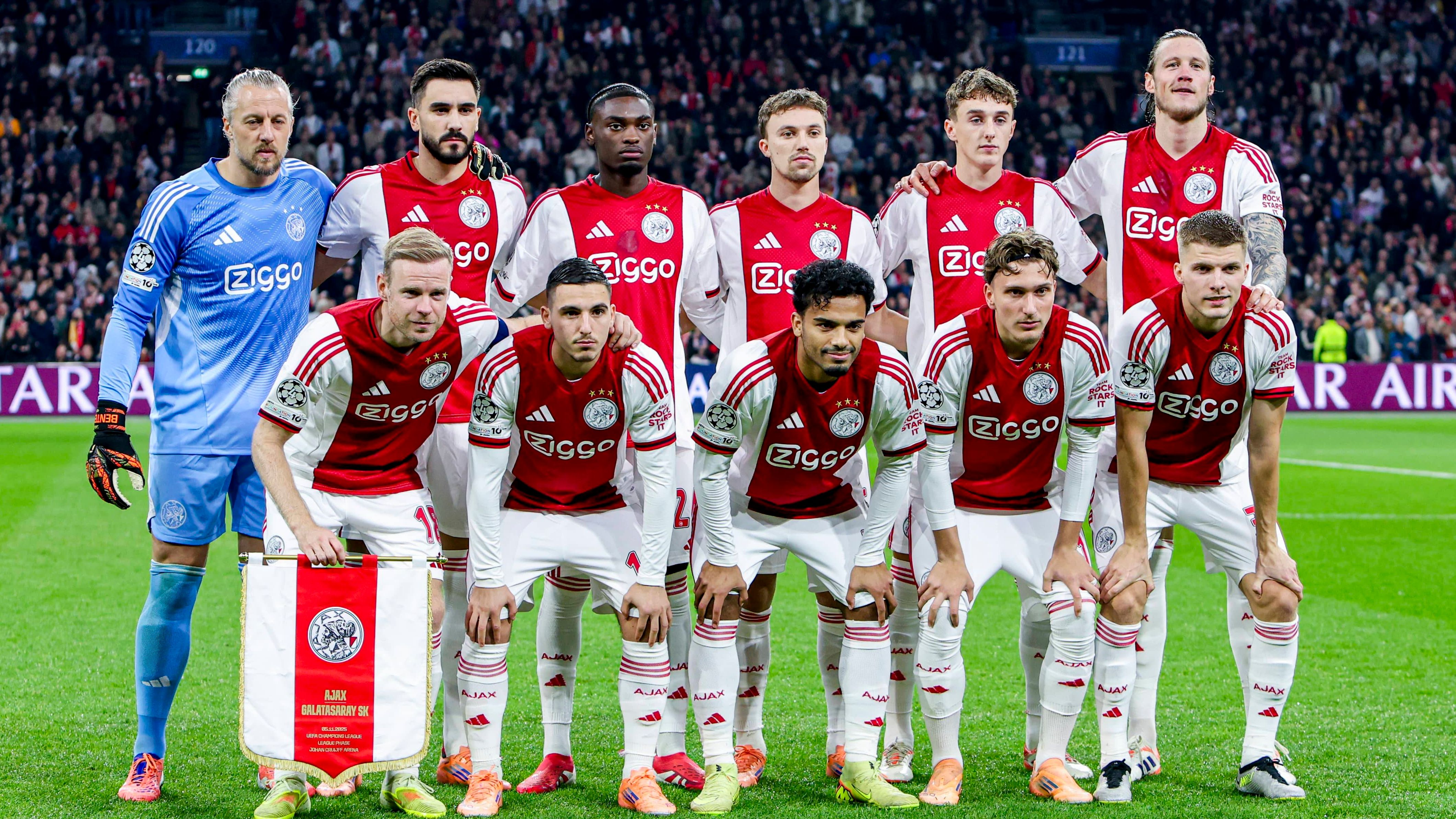 'Iedereen bij Ajax is een klootzak. Iedereen is gek. Iedereen is een ...