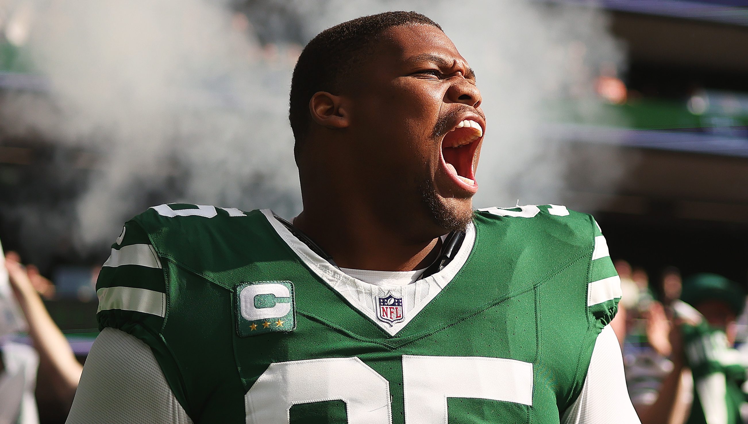 NFL Insider Reveals Mystery Team Made a ‘Strong Push’ for Jets’ Quinnen ...