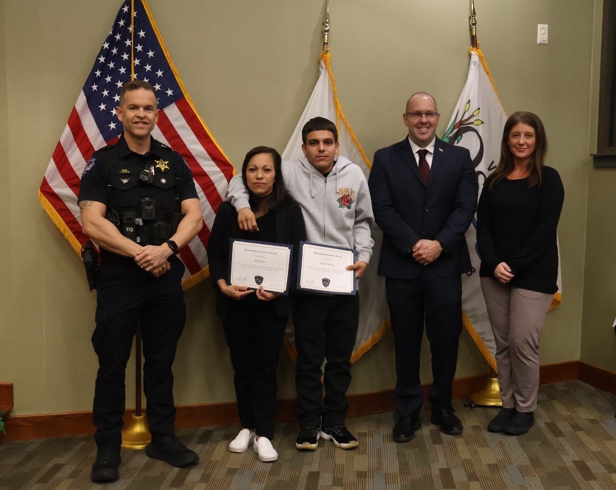 Mother, Son Honored For 'Remarkable Courage' Following Chick-Fil-A Stabbing