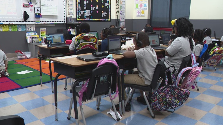 3,000 Indiana students are repeating third grade after not passing the ...