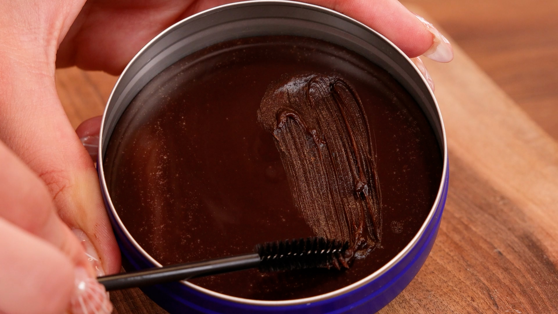 Versatile Vaseline: Beauty's Secret Weapon