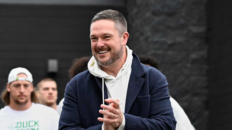 Oregon Ducks Updated National Championship Odds Before Crucial Iowa Game