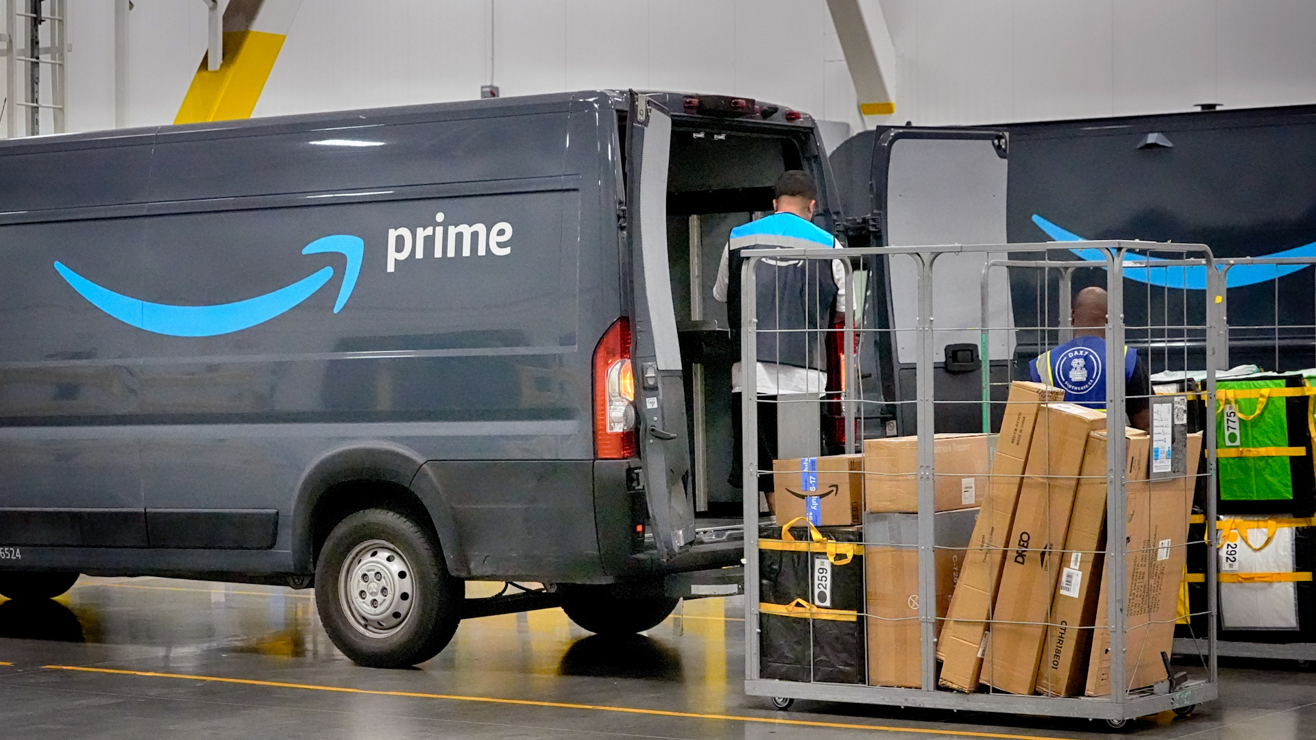 Amazon fined $10,000 over failed delivery