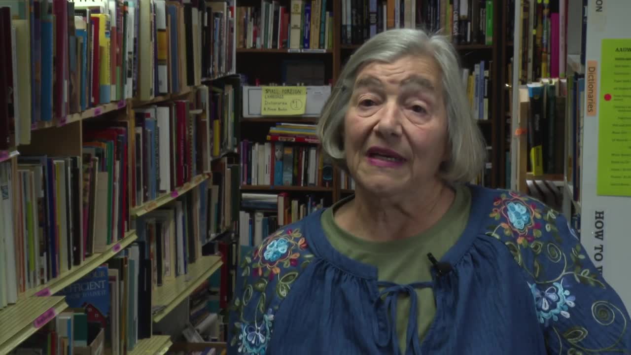 Volunteers put on book sale to fund scholarships for Racine area women ...