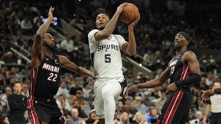 Spurs make undeniable statement with franchise record-setting win over Heat