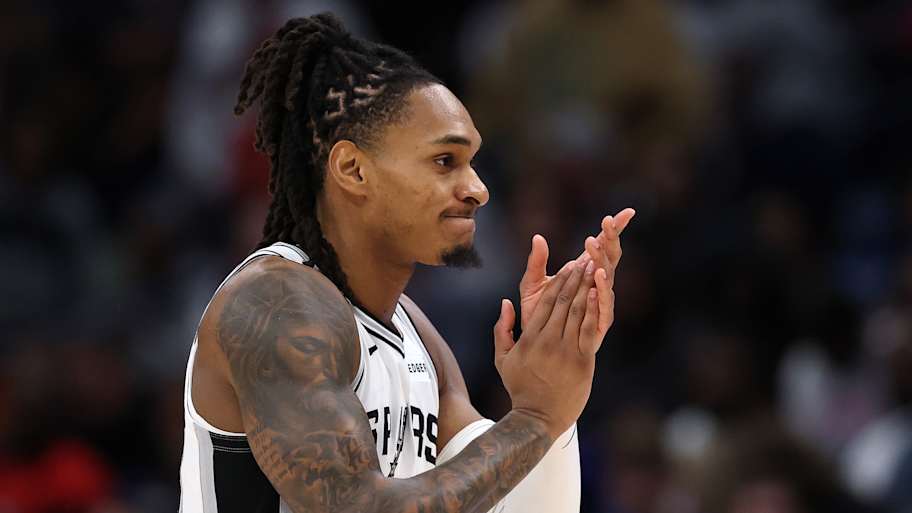 Spurs look to temper the blazing hot Miami Heat in battle of surging squads