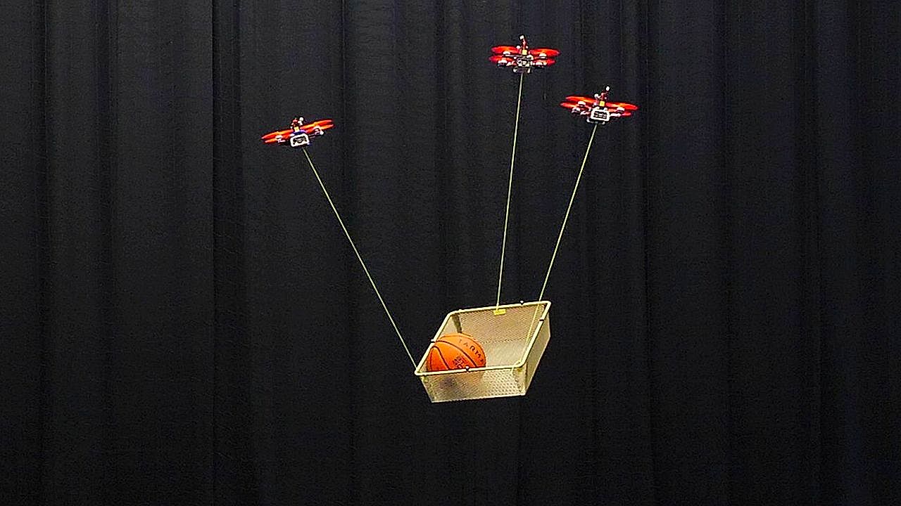 This new technology allows drones to move heavy loads in a perfectly ...