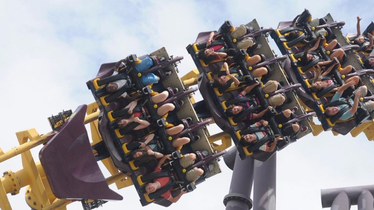 After Six Flags closed one park, fans think it may be getting ready to ...