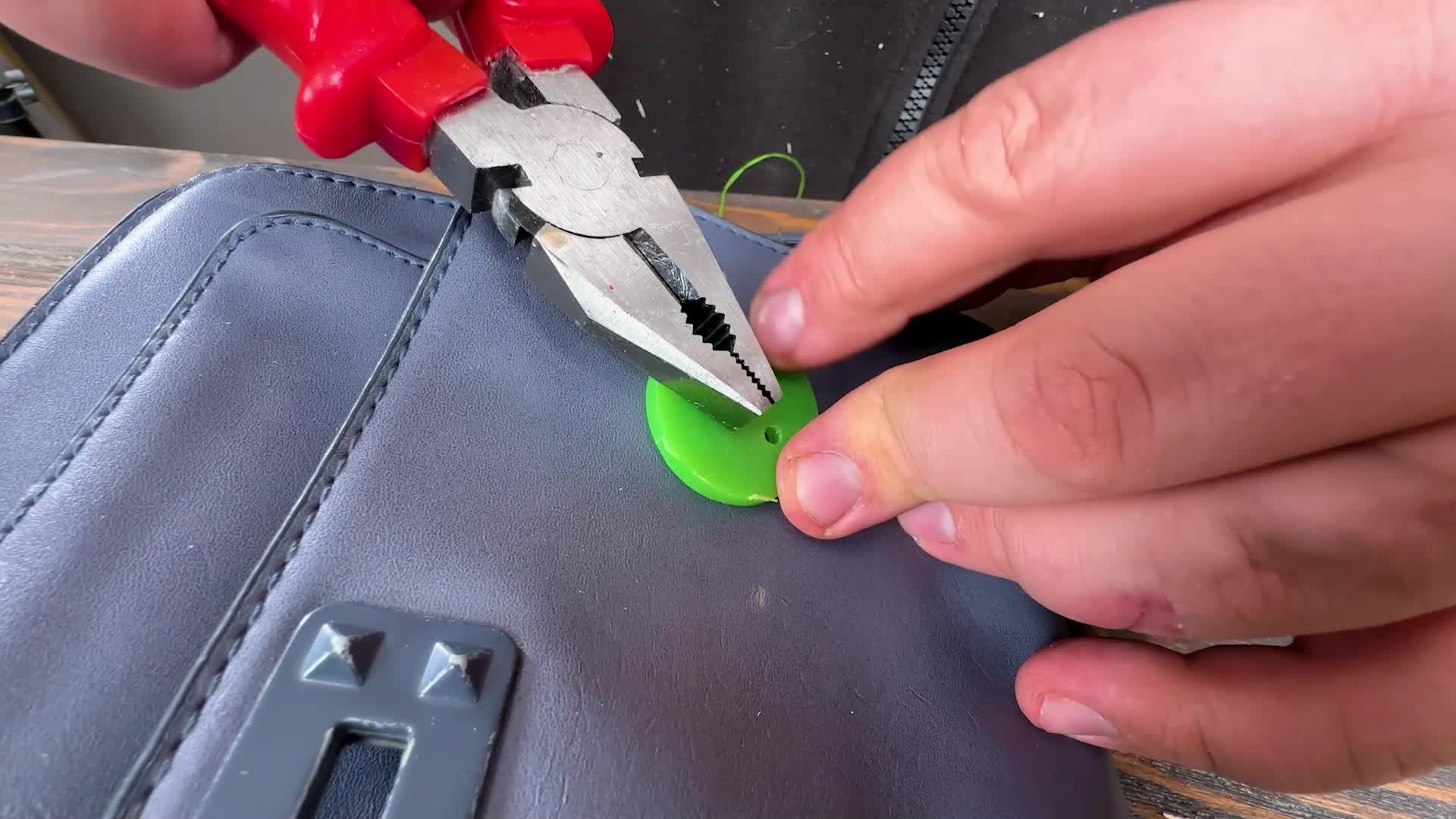 A stunning transformation from trash to a creative bag!