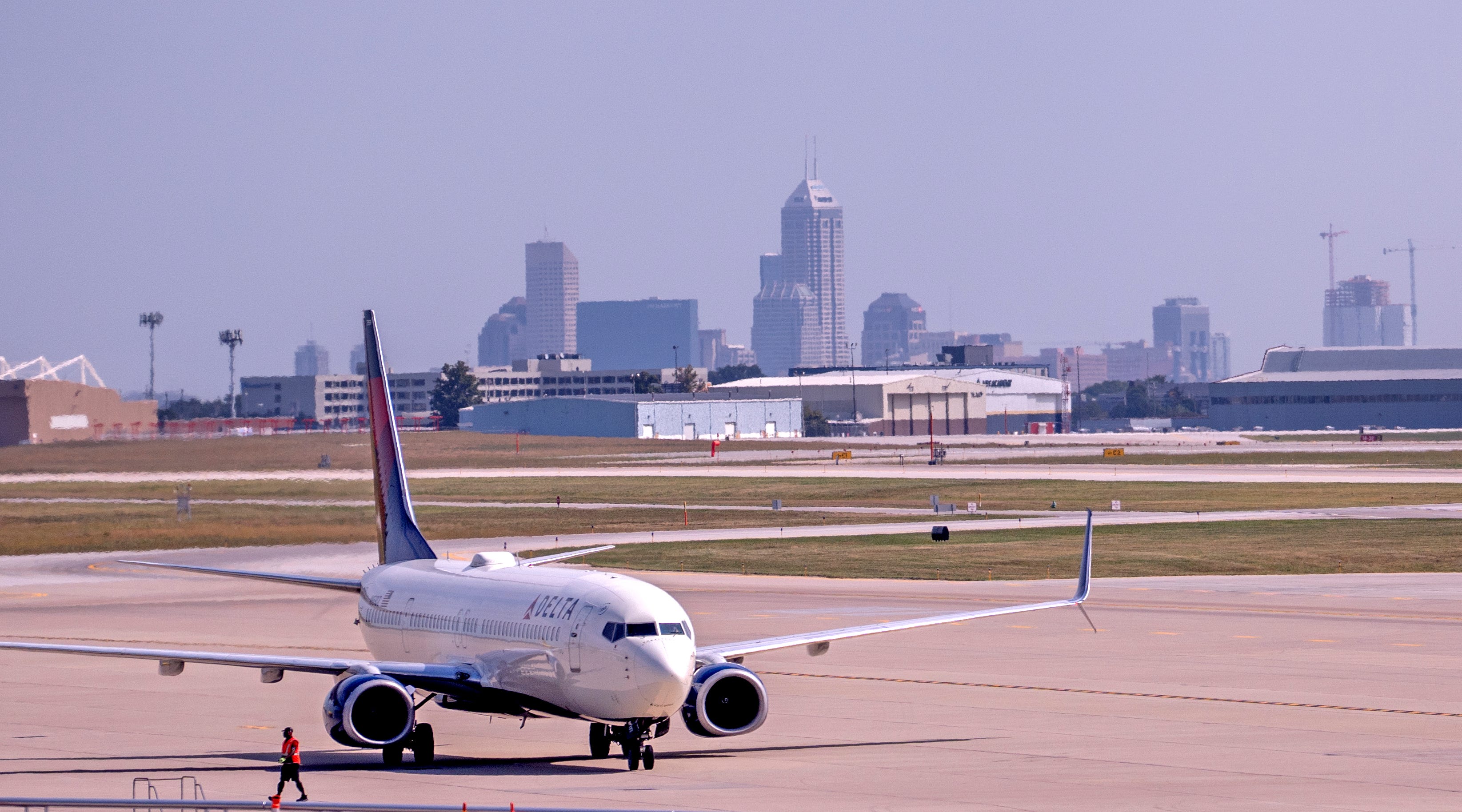FAA is cutting flights due to shutdown. Indianapolis is among airports ...