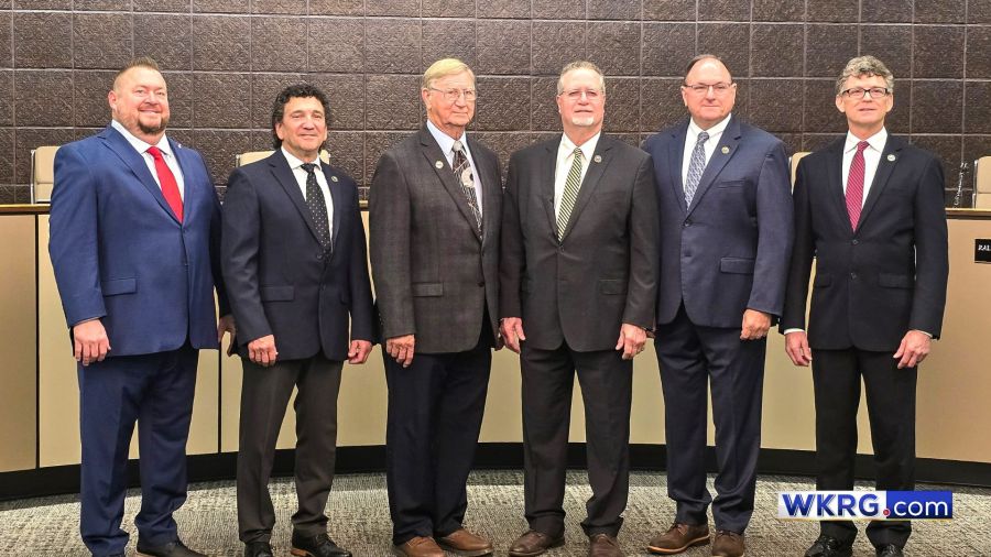 Foley City Council and mayor sworn in