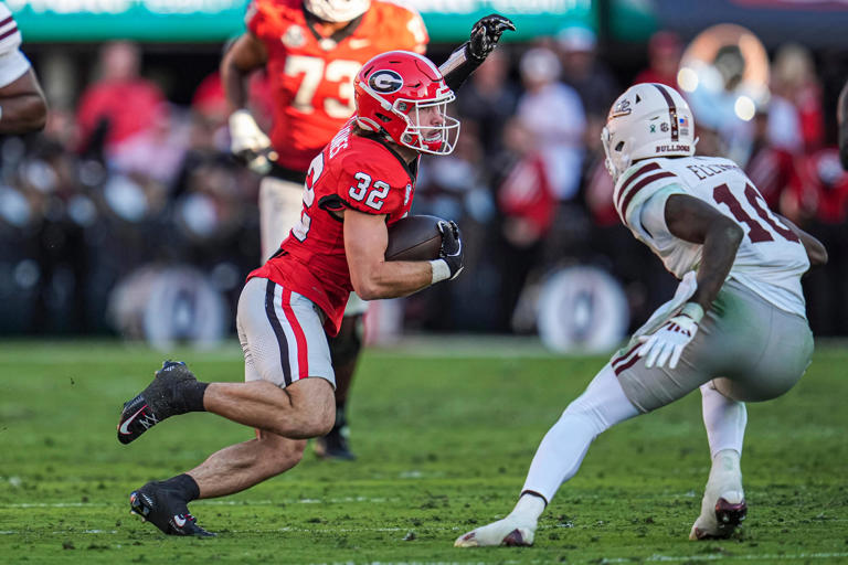ESPN predicts the winner of Georgia football at Mississippi State