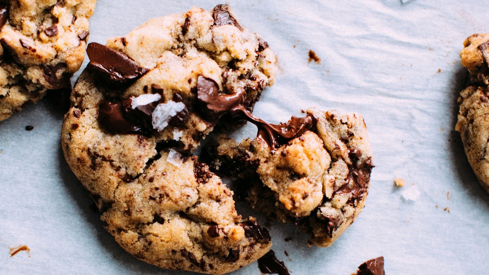 20 Expert Tips For Baking The Best Chocolate Chip Cookies