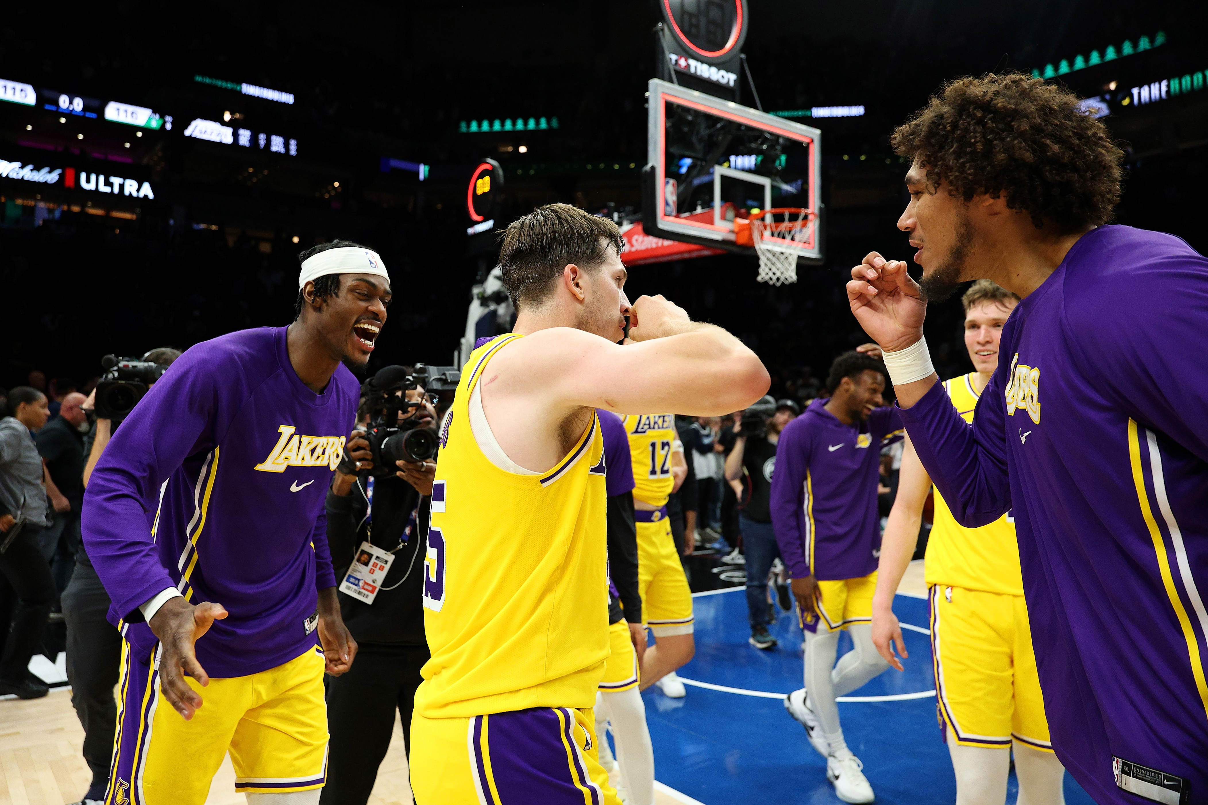 NBA power rankings: Thunder overtake top spot, Lakers and Bulls rise