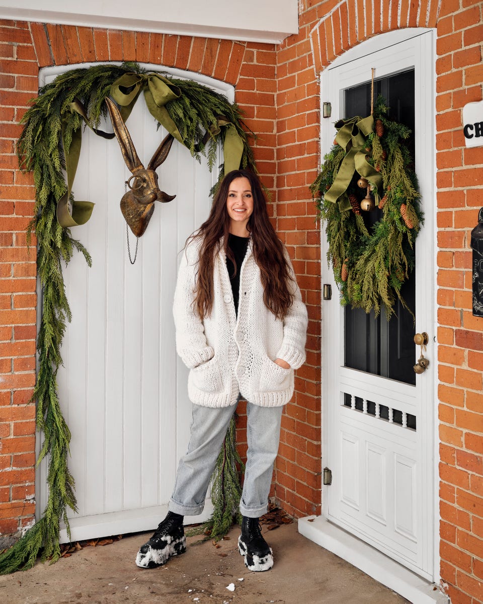 35 Outdoor Christmas Decor Ideas for the Most Festive Curb Appeal