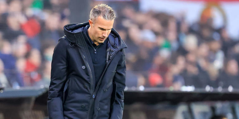 Vermoedelijke opstelling Feyenoord: dilemma's voor Van Persie op middenveld