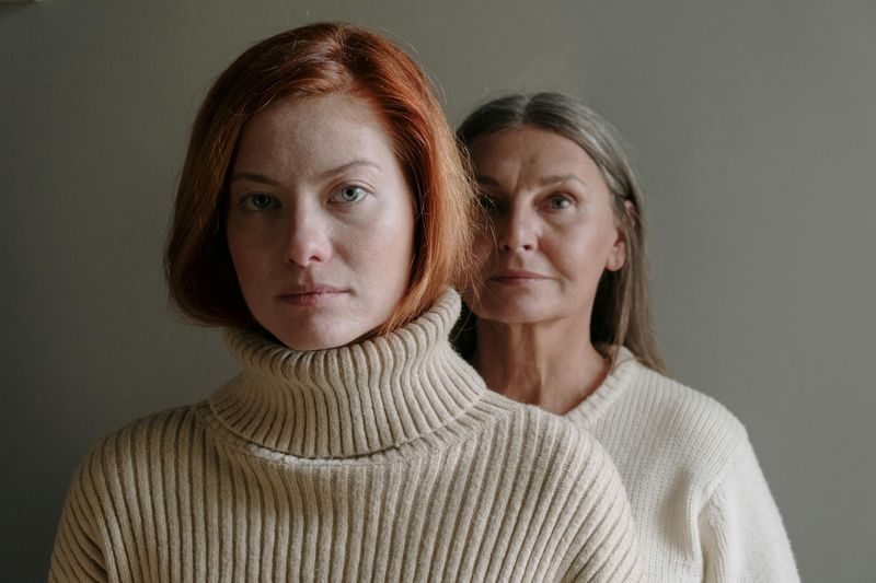 Psychologists Reveal 11 Boomer Habits That Push Their Adult Kids Away
