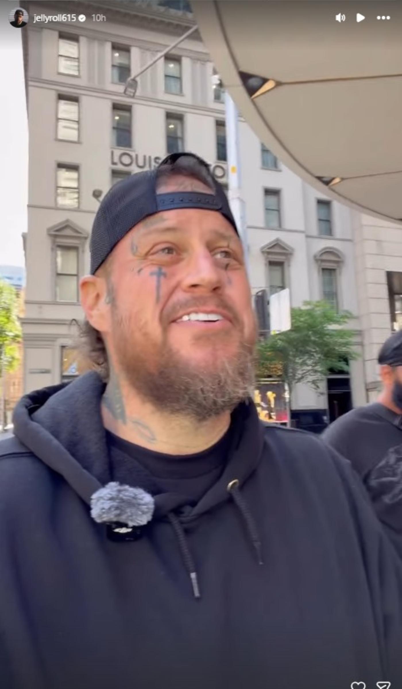 Jelly Roll Says He Might Need A 'Face Lift' As He Shaves Off His Beard ...