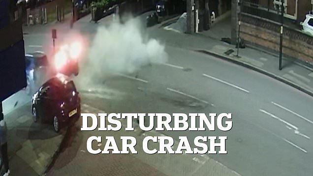 Car ploughs into vehicle before duo flee leaving friend to die