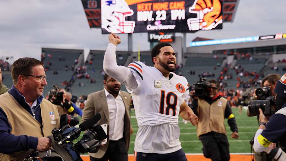 5-3 Chicago Bears get surprising mid-season grade despite exceeding ...