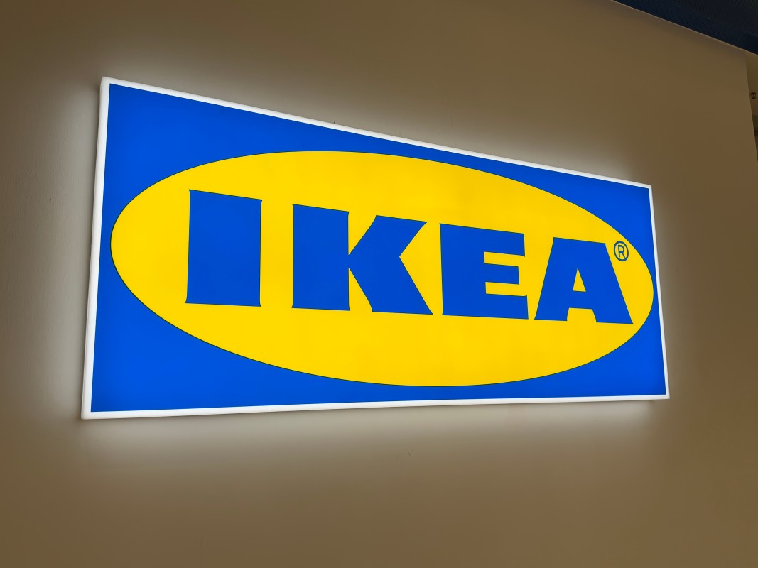 Ikea's Sleek New Enameled Cast Iron Pot Rivals a Le Creuset Style That ...