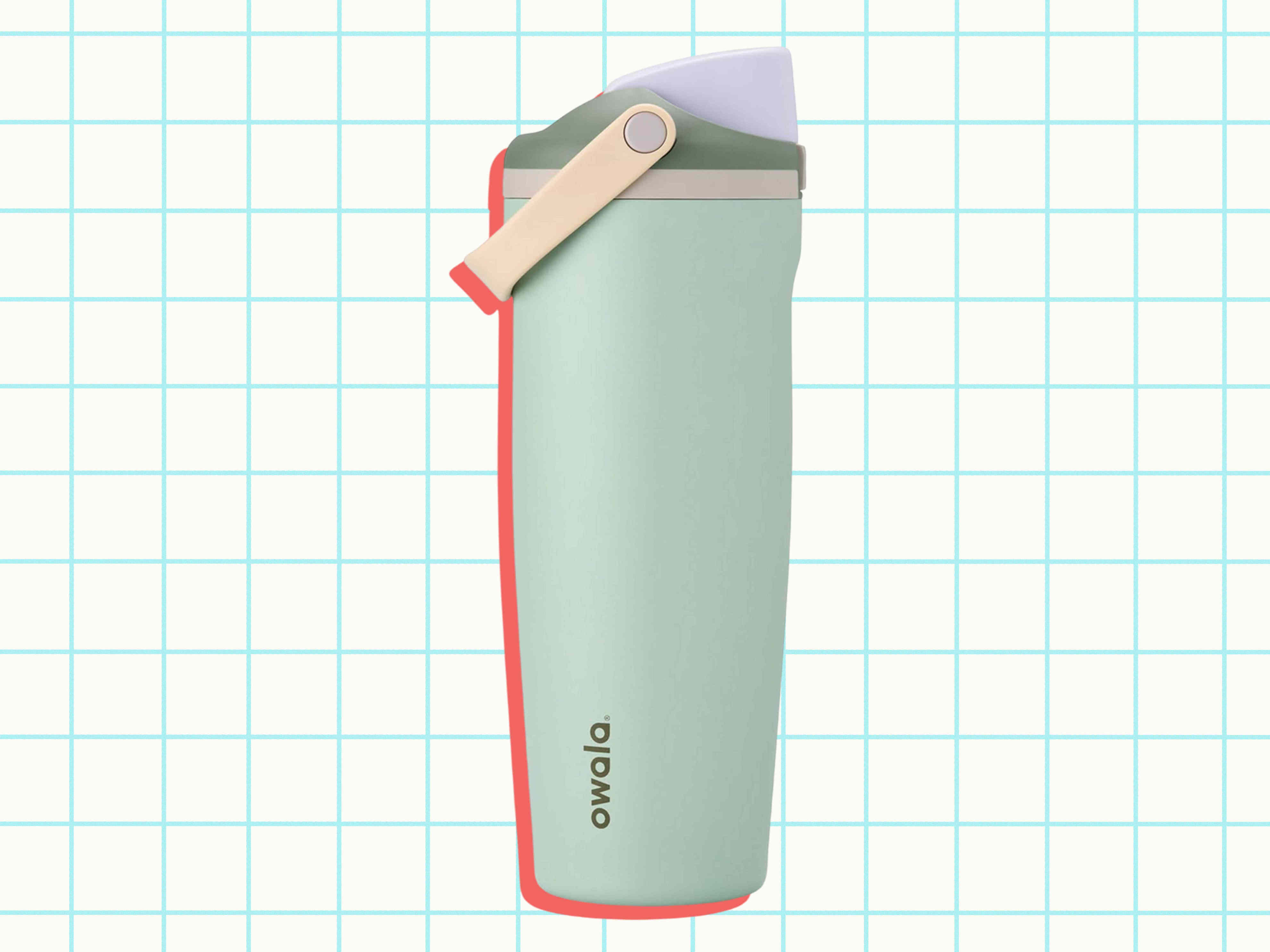 This Owala Water Bottle is My Favorite—And It's My Go-To Gift for Hard ...