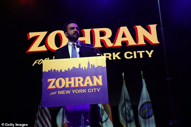 Trump browbeats Republicans ... but avoids uttering 'communist' Mamdani ...