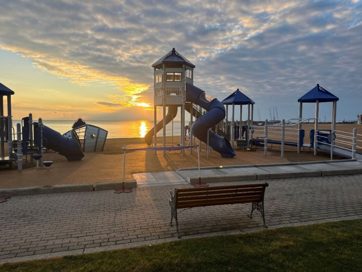 Lake Forest's Newest Playground Open For Family Fun