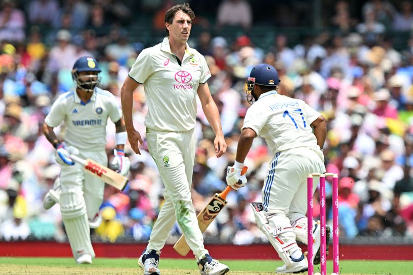 Australian Ashes cricket team of fossils dubbed 'Saggy Greens' as they ...