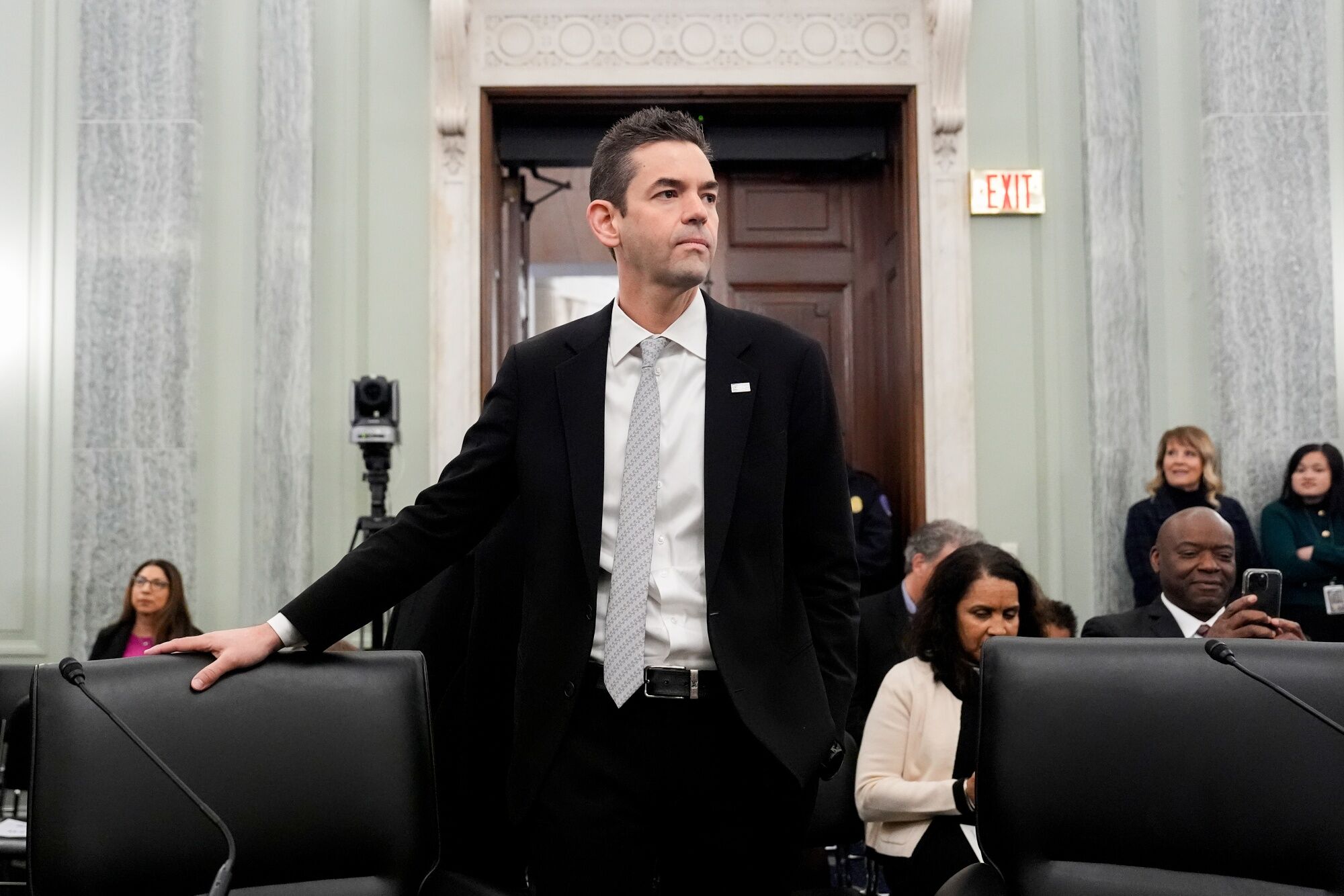 Isaacman’s NASA Plan Cites Possible SpaceX Role in Quest to Get to Mars