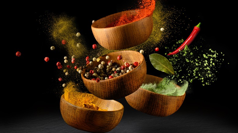 What Are The Different Kinds Of Peppercorns?
