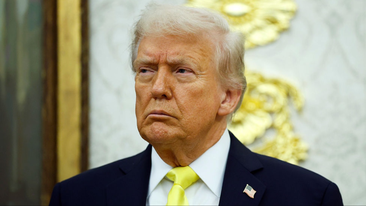 'Sitting in a Baby Chair’: Trump’s Shiny, Flustered Appearance Sparked ...