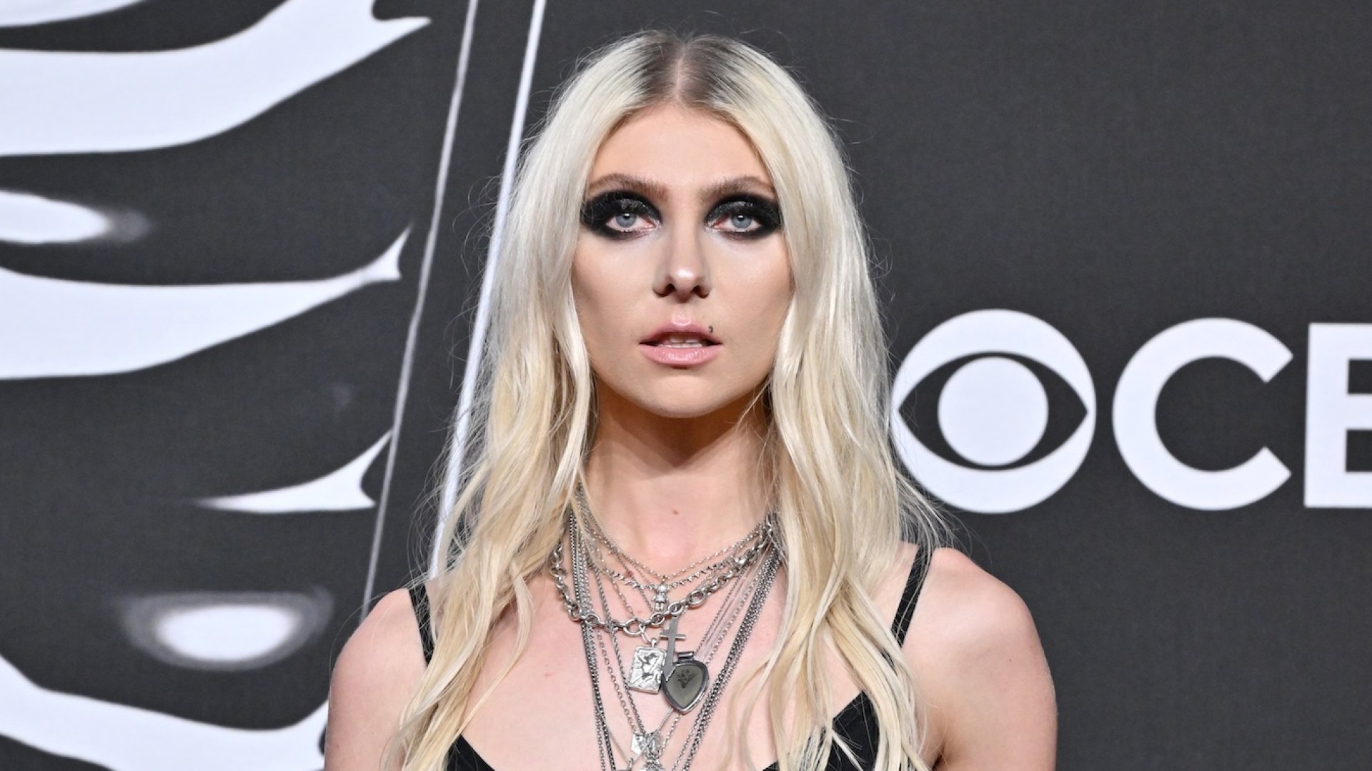 Taylor Momsen Details Substance Abuse After Death of 2 Friends: ‘I Gave Up'