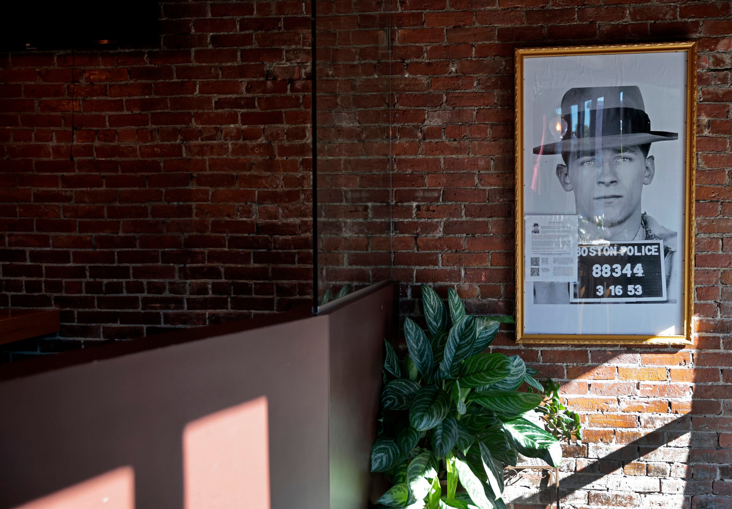 ‘Whitey’ Bulger mugshot comes down at Savin Hill restaurant after backlash