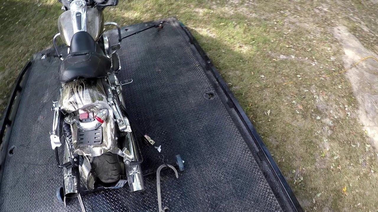 Harley Glider Turned Bobber