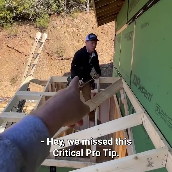 How To Build A Valley Intersection Between 2 Rooflines!