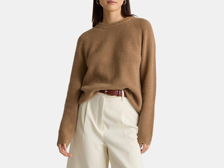 What to Wear on a Long-Haul Flight