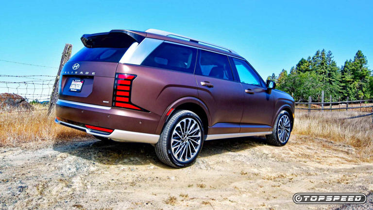 10 SUVs and crossovers that still feature a six-cylinder engine