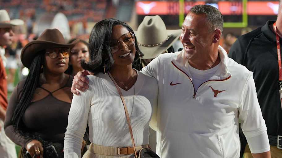 Steve Sarkisian’s wife Loreal turns heads in daring dress during Texas ...