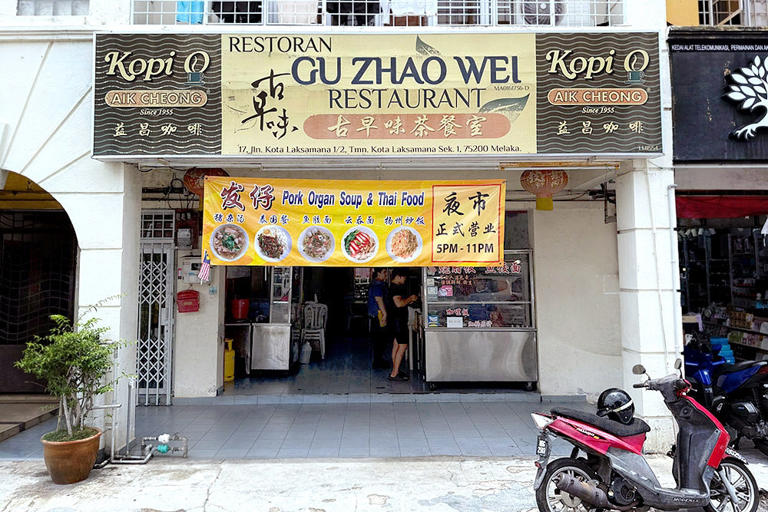 No gimmicks, just glaze: How Gu Zhao Wei keeps the tradition of Melaka ...