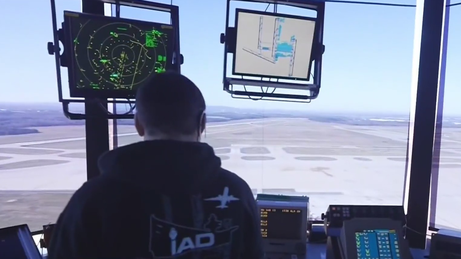 Airlines to cut back flights because of air traffic control staffing ...