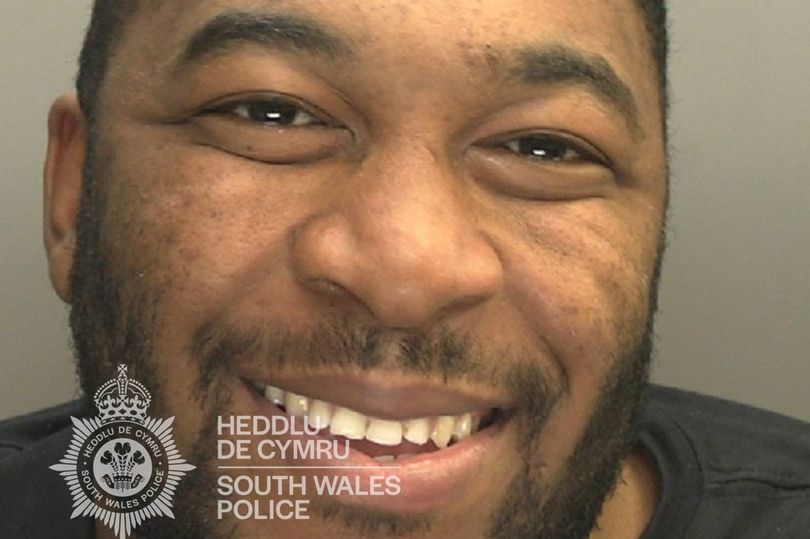 People watch in horror as axe-wielding man attacks cyclists who had a ...