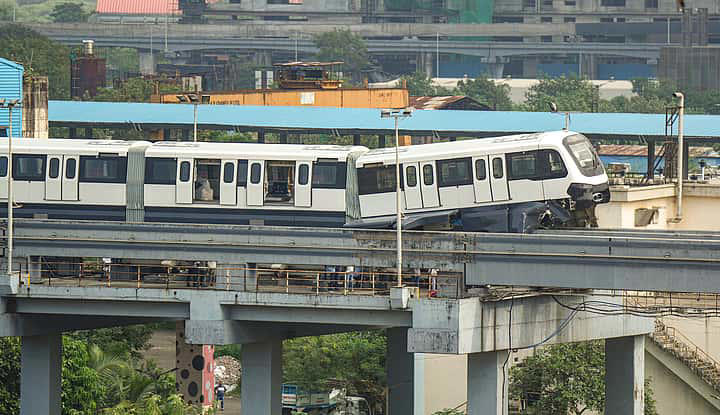 In Pictures: Monorail Train Goes Off Track In Mumbai, Hits Beam During ...