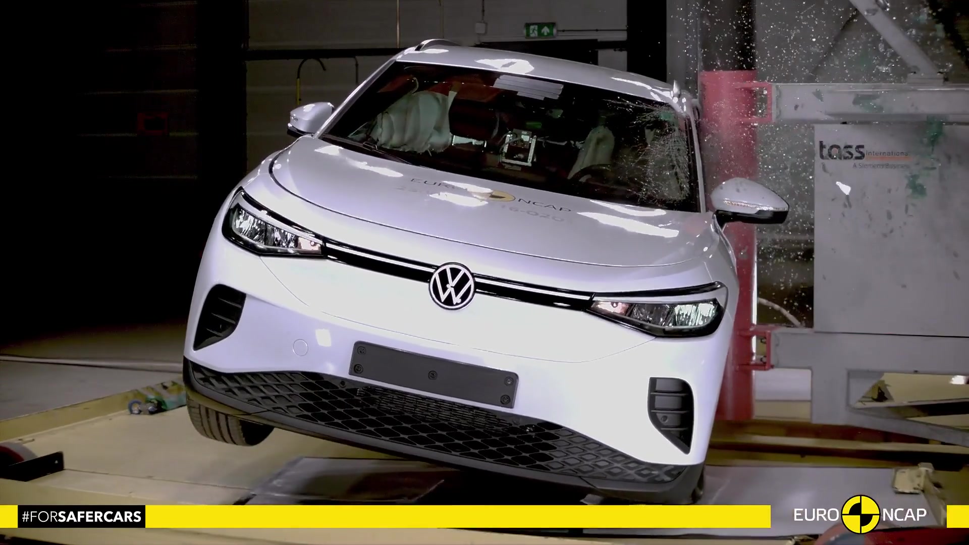 VW ID.4 - Crash & Safety Tests - 2025