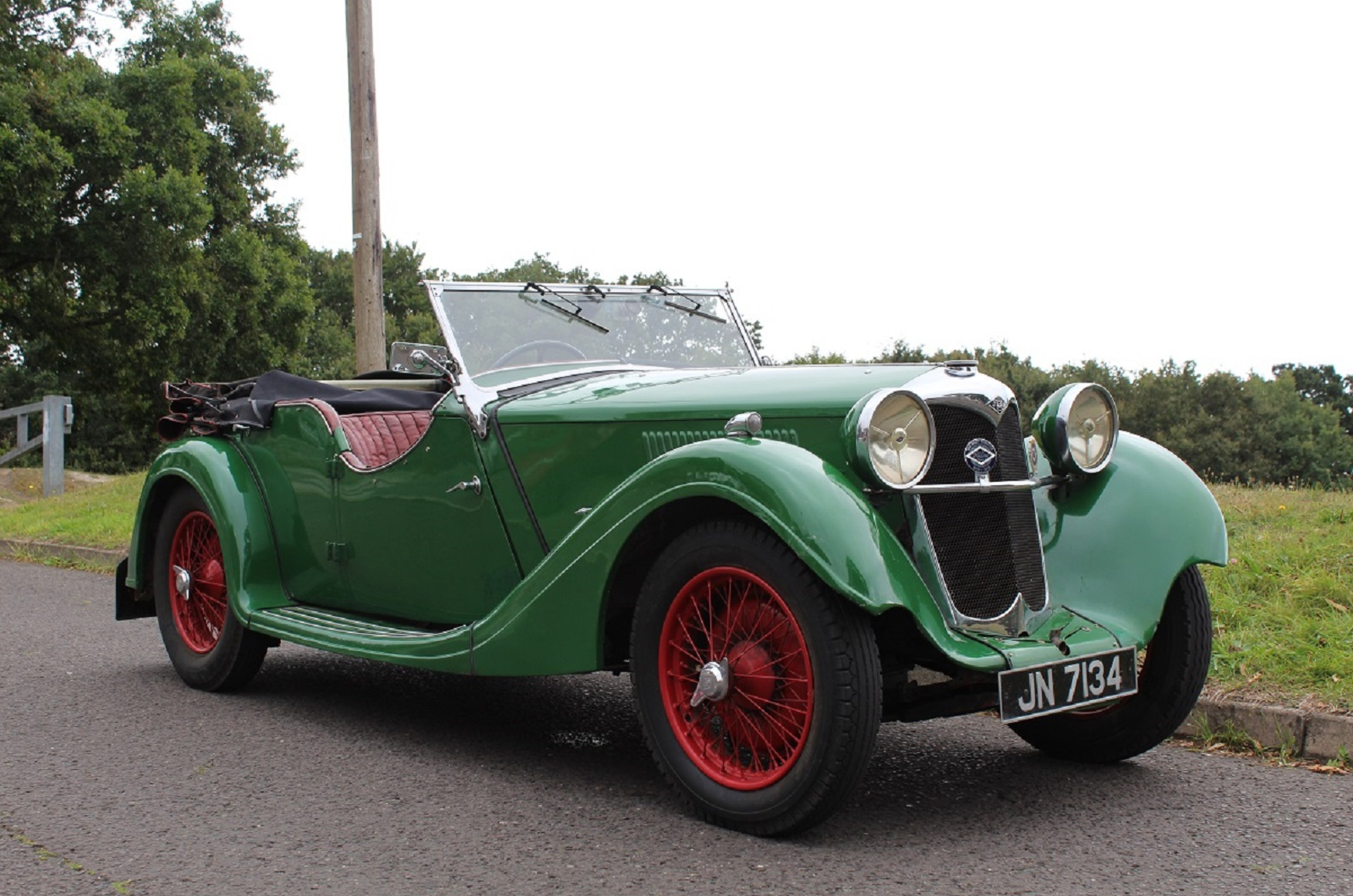 Luxe klassieke cabriolets met vier zitplaatsen