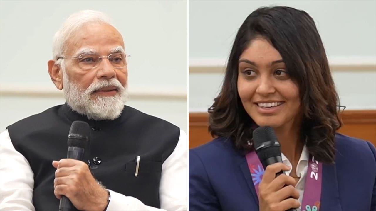 Women Cricketers Ask PM Modi About His Skincare Routine; He Shares His ...