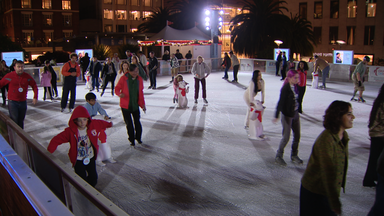 Union Square Ice Rink opens for the season as holiday spirit returns to ...