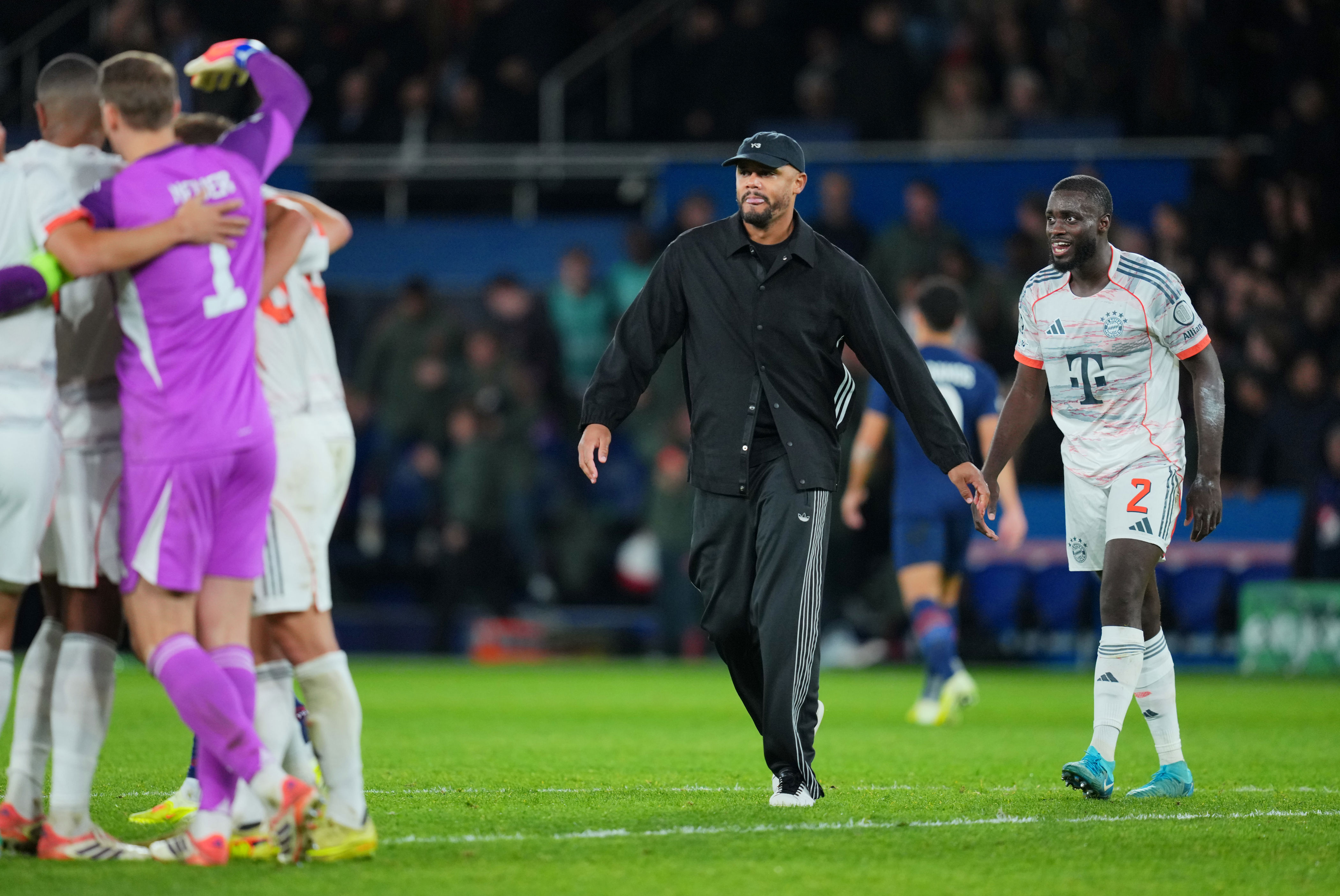 Bayern Munich’s Vincent Kompany praises his squad for succeeding in ...