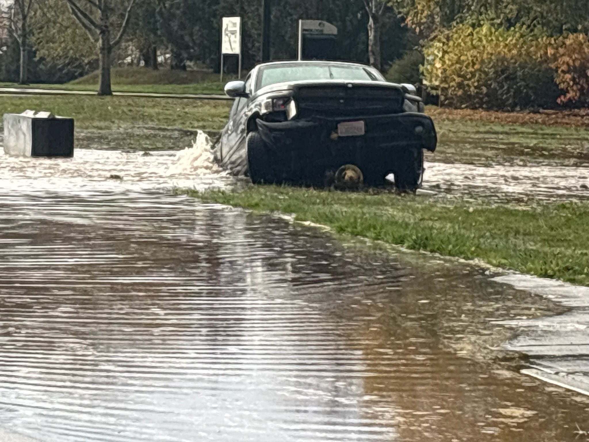 Truck crash bursts hydrant, floods Puyallup road and partially ...