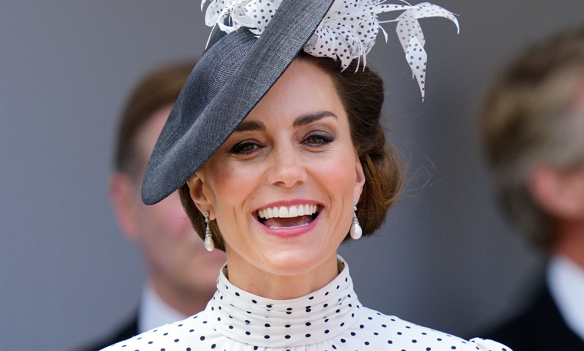 The 39 rules for being a lady: Etiquette Queen LAURA WINDSOR shares her ...